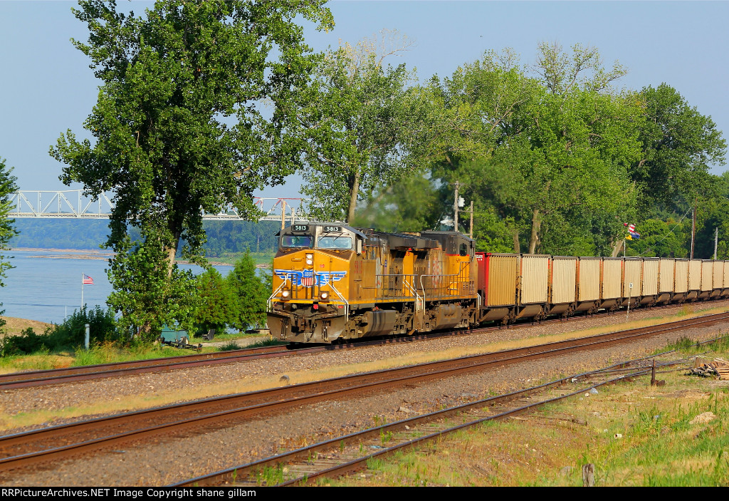 UP 5813 Rolls Wb with a empty coal train.